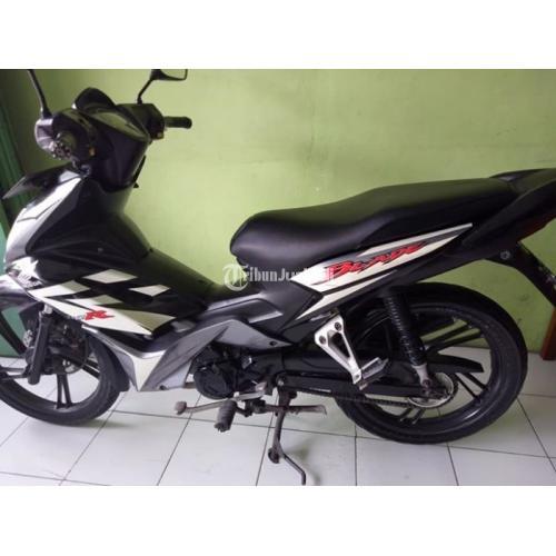 Motor Honda Blade 110 Bekas Tahun 2010 Warna Hitam Putih Lengkap Normal ...
