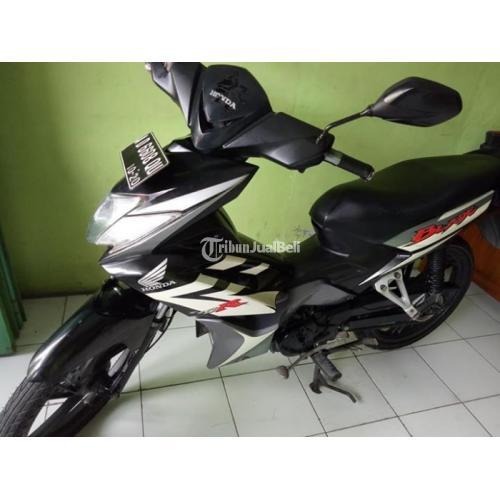Motor Honda Blade 110 Bekas Tahun 2010 Warna Hitam Putih Lengkap Normal ...