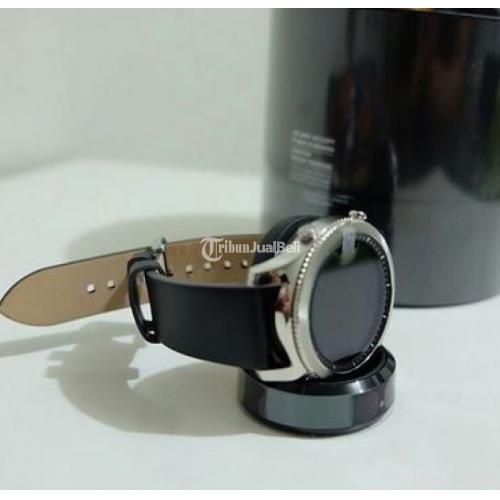 Smartwatch Second Samsng Gear S3 Classic Fullset Belum Pernah Pakai di ...