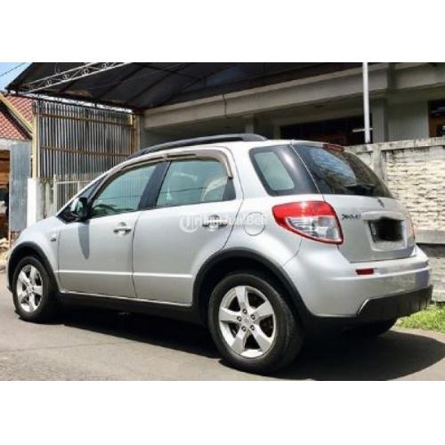 Suzuki SX4 XdiOver RC1 AT 2011 Silver Pajak Panjang Low Km Asli di ...