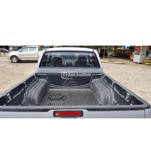 Mitsubishi Strada Single Cabin 4x4 Tahun 2005 Tangan Pertama Istimewa ...