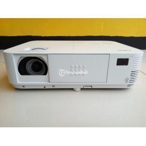 Proyektor Type NEC M322X 3200 Lumen XGA Kondisi Normal di Jakarta ...