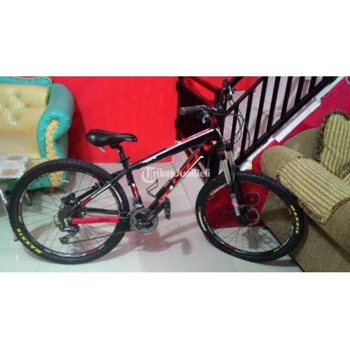 Sepeda Gunung Downhill Rakitan Kondisi Bekas Normal Siap Pakai Murah di ...