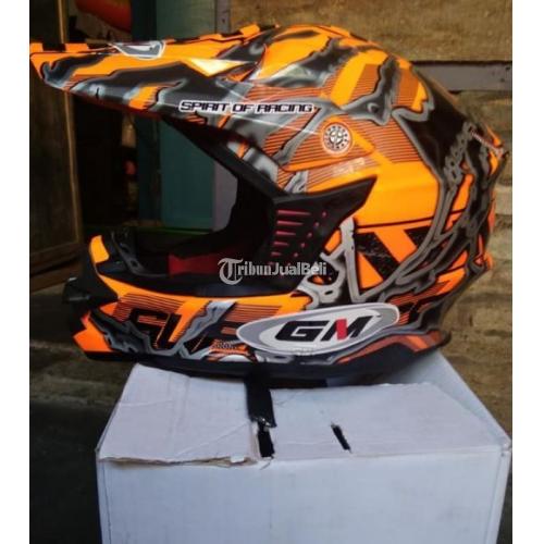 Helm Cross GM Kondisi masih bagus Ukuran L Fit M Harga Nego Siap COD di ...