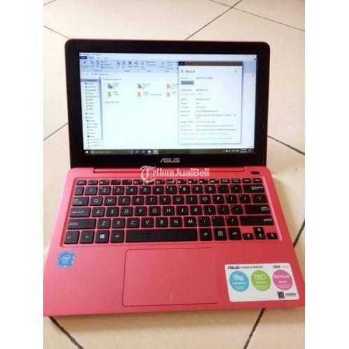 Notebook/Laptop Asus e202s Series Merah Murah bagus Normal di ...