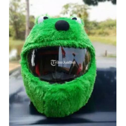 Cover Helm Model Boneka Berbahan Adem dan Harga Murah di Solo - Tribun ...
