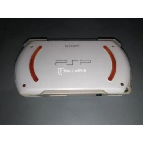 Konsol Sony PSP Go Bekas 16GB Full Game Normal Siap Main Murah di ...