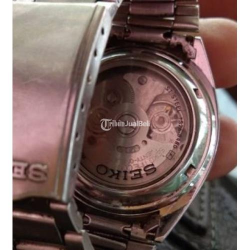Jam Tangan Analog Seiko 5 Movement 7S26 Fungsi Normal di Batam - Tribun ...