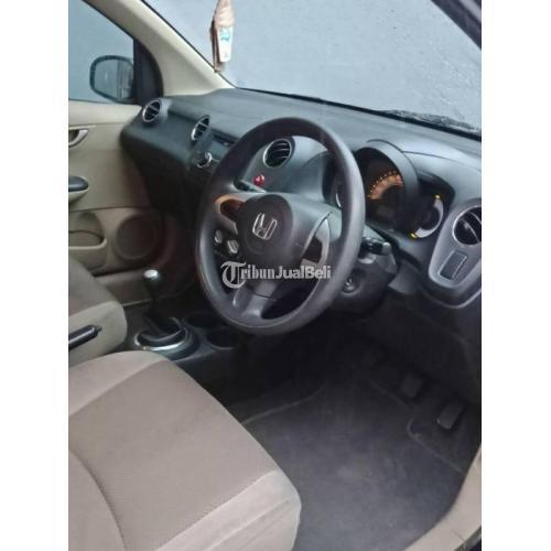 Mobil Honda Brio E 2015 Bekas Mulus Normal Warna Silverstone di ...