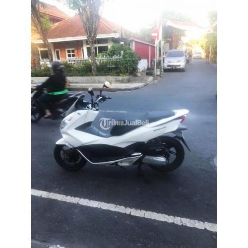 Motor Honda PCX Build Up 2016 Putih Mulus Terawat Sehat Surat Lengkap ...