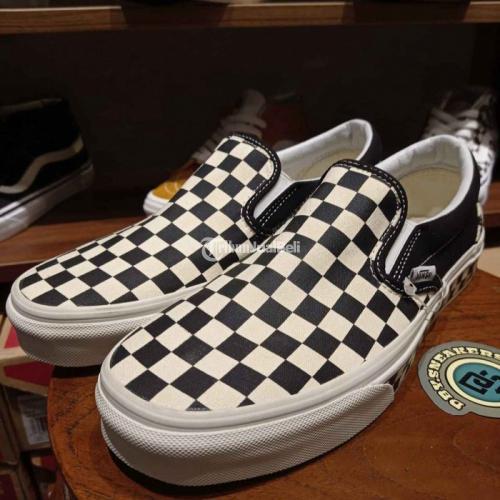 Sepatu Vans Slip On Nextor Checkerboard Black White Original di Jakarta ...