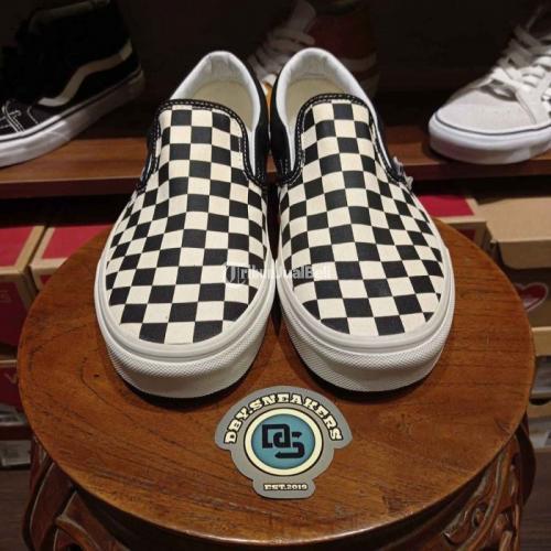 Sepatu Vans Slip On Nextor Checkerboard Black White Original di Jakarta ...