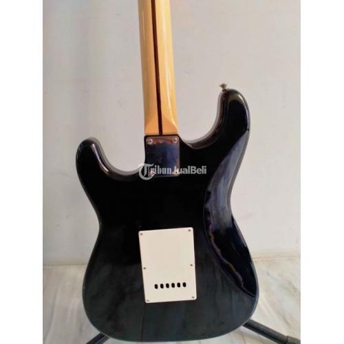 Gitar Listrik Fender Stratocaster Hitam Putih Barang Baru Harga Murah ...