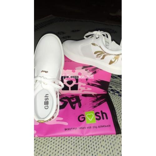 Sepatu Gosh Masih Baru Size 39 Ada Dusnya Harga Lebih Murah dari Toko ...