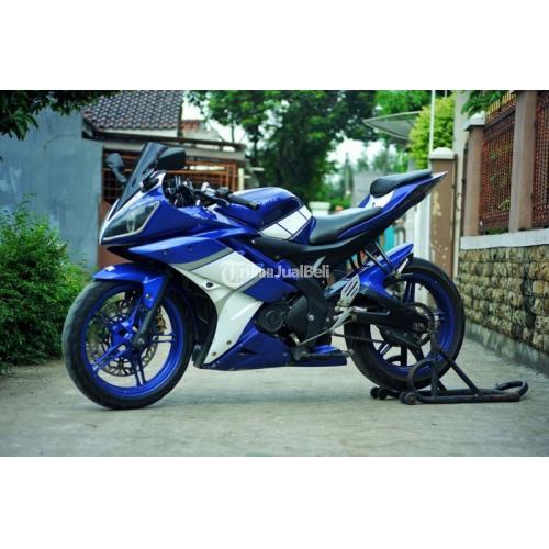Yamaha R15 V2 Racing Blue