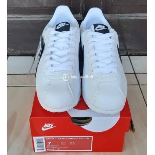 Sepatu Nike Cortez White Black Size Banyak Barang Baru di Bandung ...