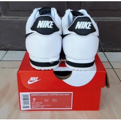 Sepatu Nike Cortez White Black Size Banyak Barang Baru di Bandung ...