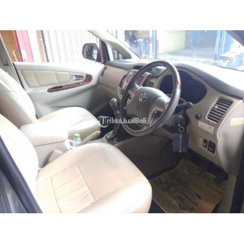 Mobil Toyota Innova 2.0 Tipe V 2011 Manual Grey KM 101rb SS Lengkap ...