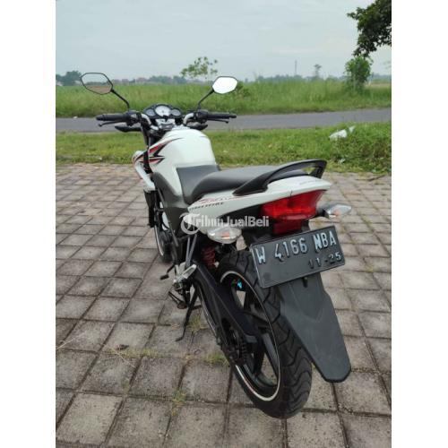 Motor Honda CB 150R 2013 Putih Bekas Low KM Kelistrikan Normal di ...