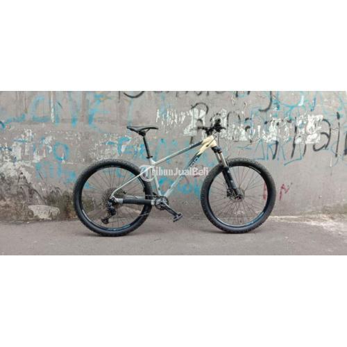 Sepeda MTB Polygon Xtrada 6 2021 Size M 27.5 Bekas Normal di Bandung - Tribun JualBeli