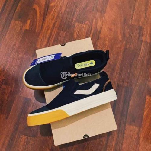Sepatu Ventela Slip On Armor Cream Original Size 37di43 Nyaman Dipakai ...