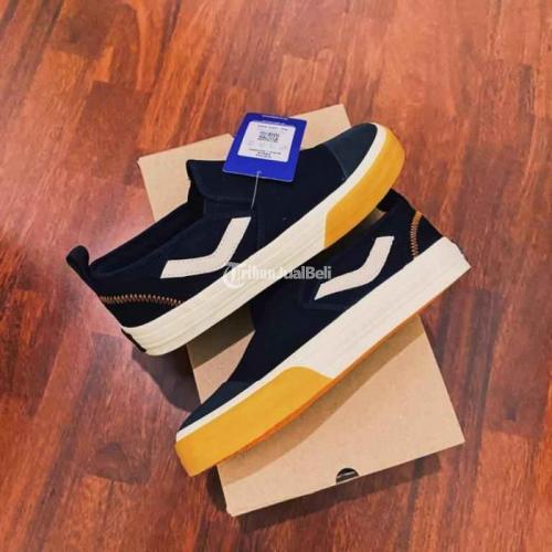 Sepatu Ventela Slip On Armor Cream Original Size 37di43 Nyaman Dipakai ...