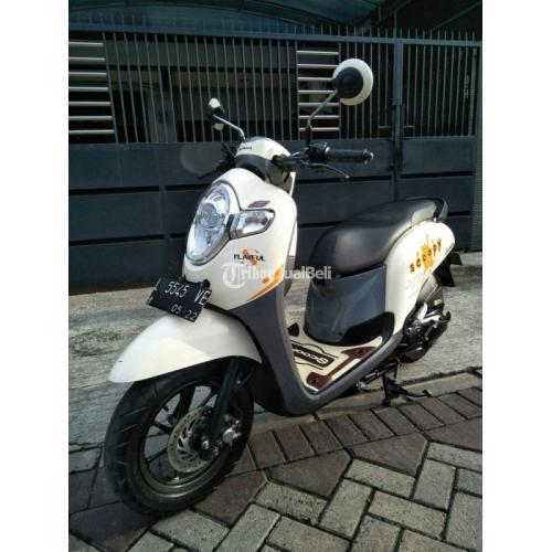 Motor Honda Scoopy 2017 Warna Cream Silver Mesin Halus Bekas Mulus di ... Motor Honda Scoopy 2017 Warna Cream Silver Mesin Halus Bekas Mulus di ...
