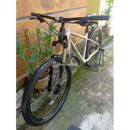 Sepeda Polygon XTrada 6 2021 Full Orisinil Bekas Mulus Fungsi Normal di Sukoharjo - Tribun JualBeli