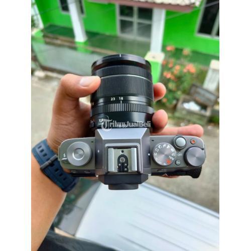 Kamera Mirrorless Fujifilm Xt100 Fujinon 18di55mm F2 8di4 With Box