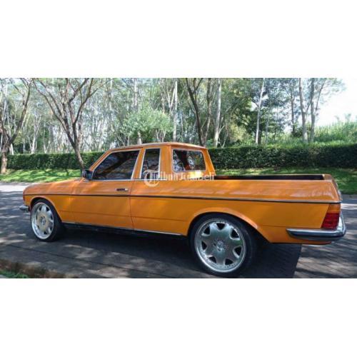 Mobil MercedesdiBenz EdiClass Tiger 230 1979 Bekas Interior Lux ...
