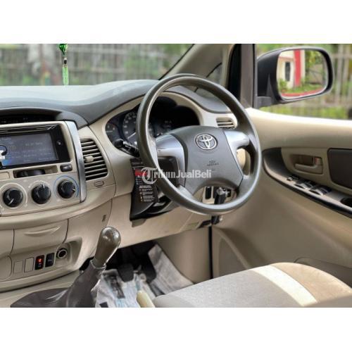 Mobil Toyota Kijang Innova 2.5 G Diesel 2014 MT Bekas Pajak Hidup Unit ...