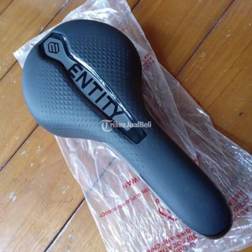 Sadel Polygon Entity Void Xtrada 6 Second Like New di Semarang - Tribun JualBeli