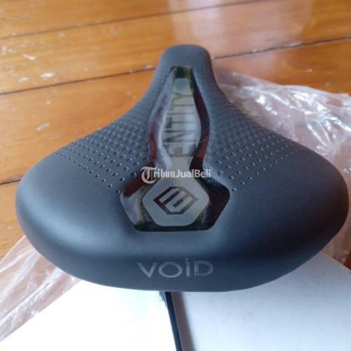 Sadel Polygon Entity Void Xtrada 6 Second Like New di Semarang - Tribun JualBeli
