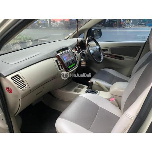 Mobil Toyota Kijang Innova Diesel 2014 Silver Seken Siap Pakai di ...