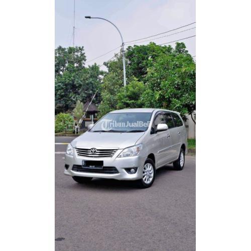 Mobil Toyota Kijang Innova 2.0 V matic 2012 Silver Seken Pajak Panjang ...