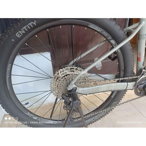 Sepeda MTB Polygon Xtrada 6 2021 Bekas Size M 27.5 Fungsi Normal di Pasuruhan - Tribun JualBeli