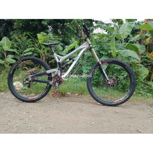 Sepeda Fullbike Intense FRO 951/Evo Size M Made in USA Bekas Normal ...
