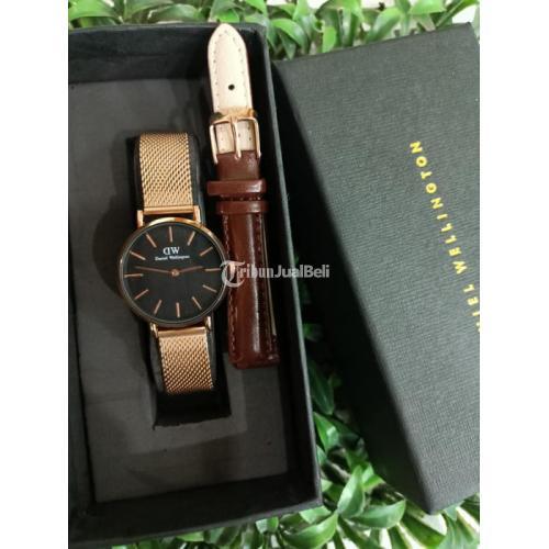 Jam Tangan DW Free Box Banyak Pilihan Warna Garansi di Sleman - Tribun ...