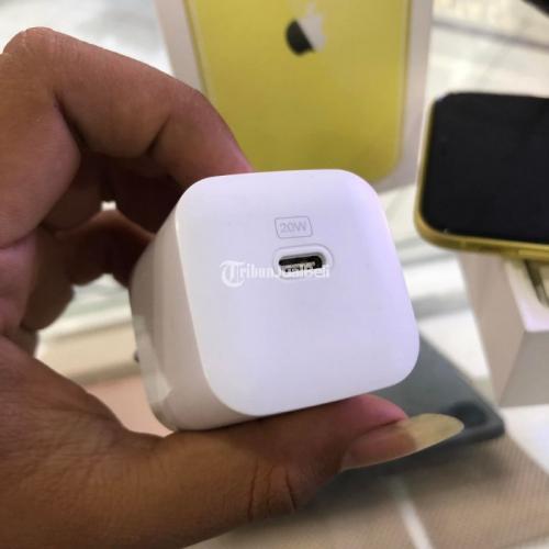 Hp iPhone 11 64GB Kuning Second Fullset Siap Pakai di Surakarta ...
