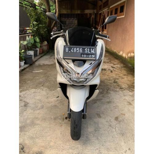Motor Honda PCX Non ABS 2020 Putih Seken Low KM Pajak Panjang di Depok ...