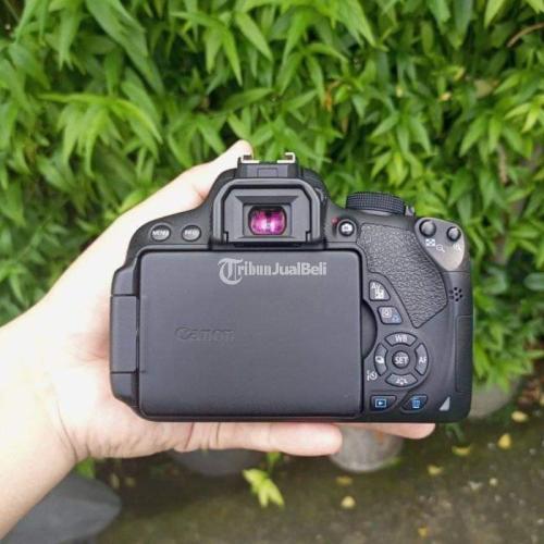 Kamera DSLR Canon EOS 700D BO Bekas Mulus Normal Nominus Sensor Bebas ...