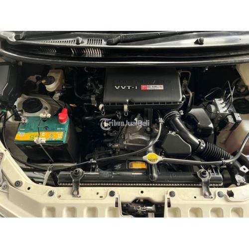 Toyota Avanza Veloz Manual 2015 Putih Seken Normal Siap Pakai di Pati ...