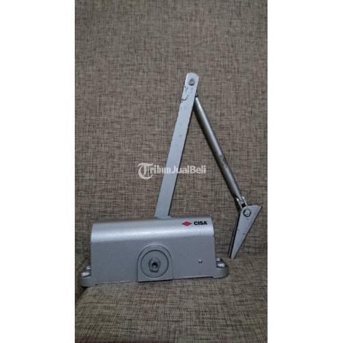 Door Closer CISA Engsel Pelindung Penutup Pendorong Pintu Dinding ...