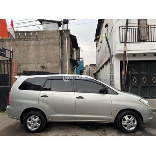 Mobil Toyota Kijang Innova G 2006 Silver Seken Pajak Panjang di Bandung ...