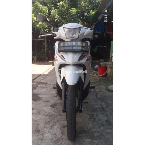 Motor Honda Revo 110 CC Full Injection Warna Putih Merah Tahun 2016 di ...
