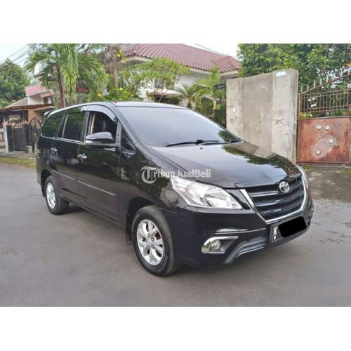 Mobil Toyota Kijang Innova V Matic Bensin 2005 Hitam Seken Pajak ...