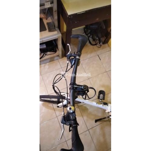 Sepeda Lipat Polygon Warna Hitam Putih Bekas Siap Pakai Harga ...