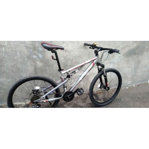 Sepeda MTB Polygon Rayz 02 Bekas Ukuran 26 Harga Nego Siap Pakai di ...