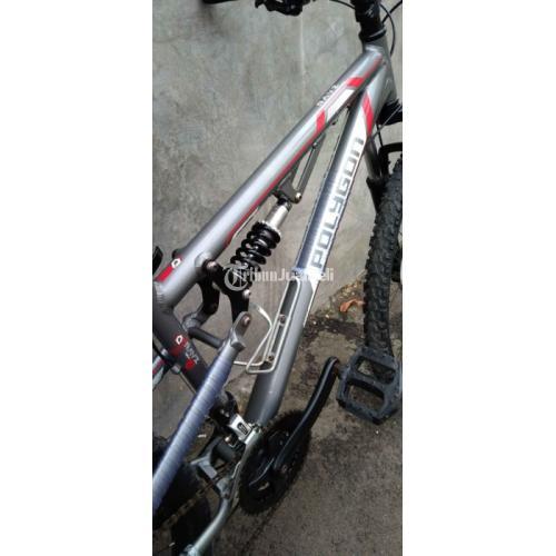 Sepeda MTB Polygon Rayz 02 Bekas Ukuran 26 Harga Nego Siap Pakai di ...
