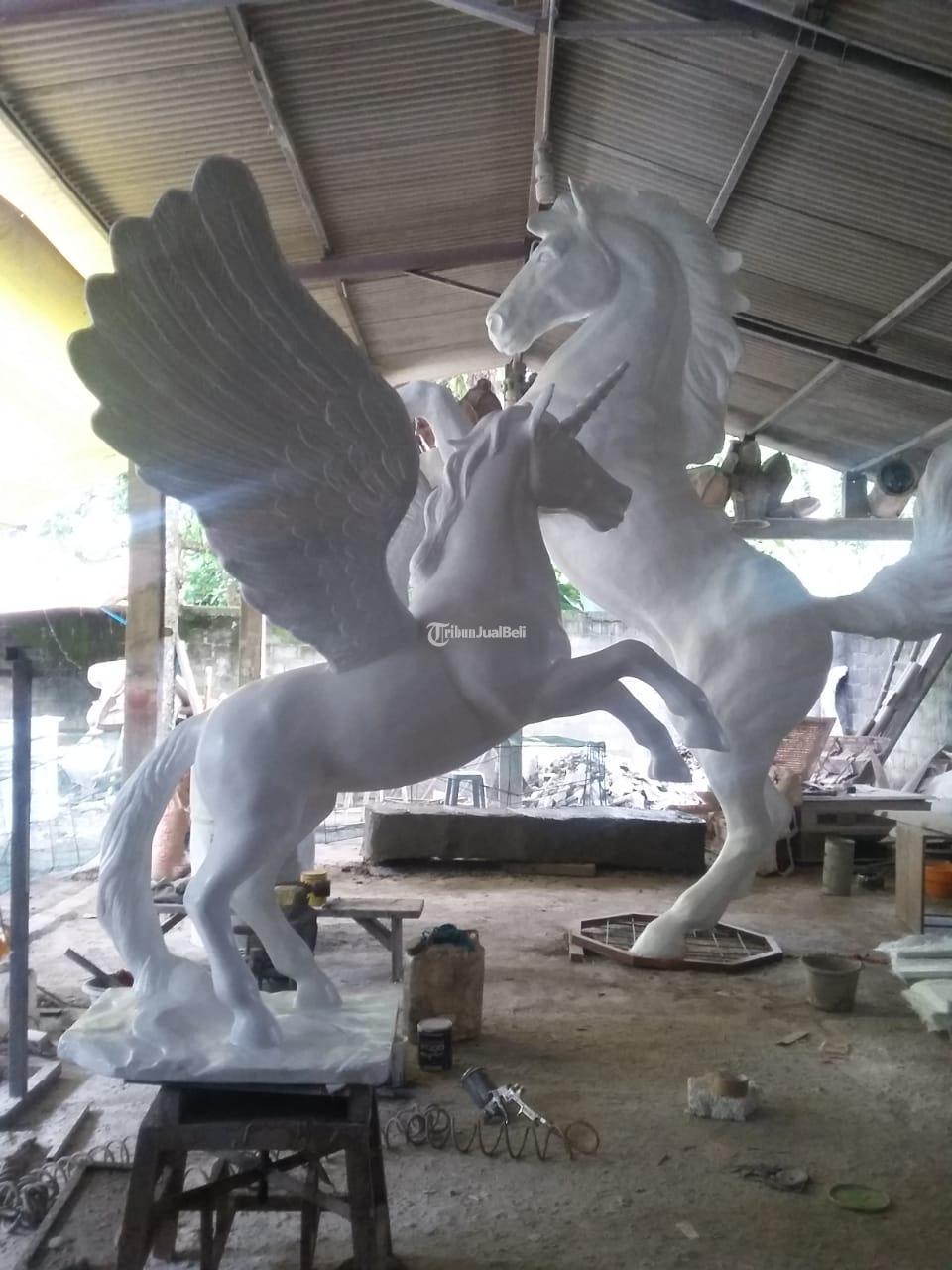 Custom Jasa Pembuatan Patung Handmade Hasil Memukai di Mataram - Tribun ...